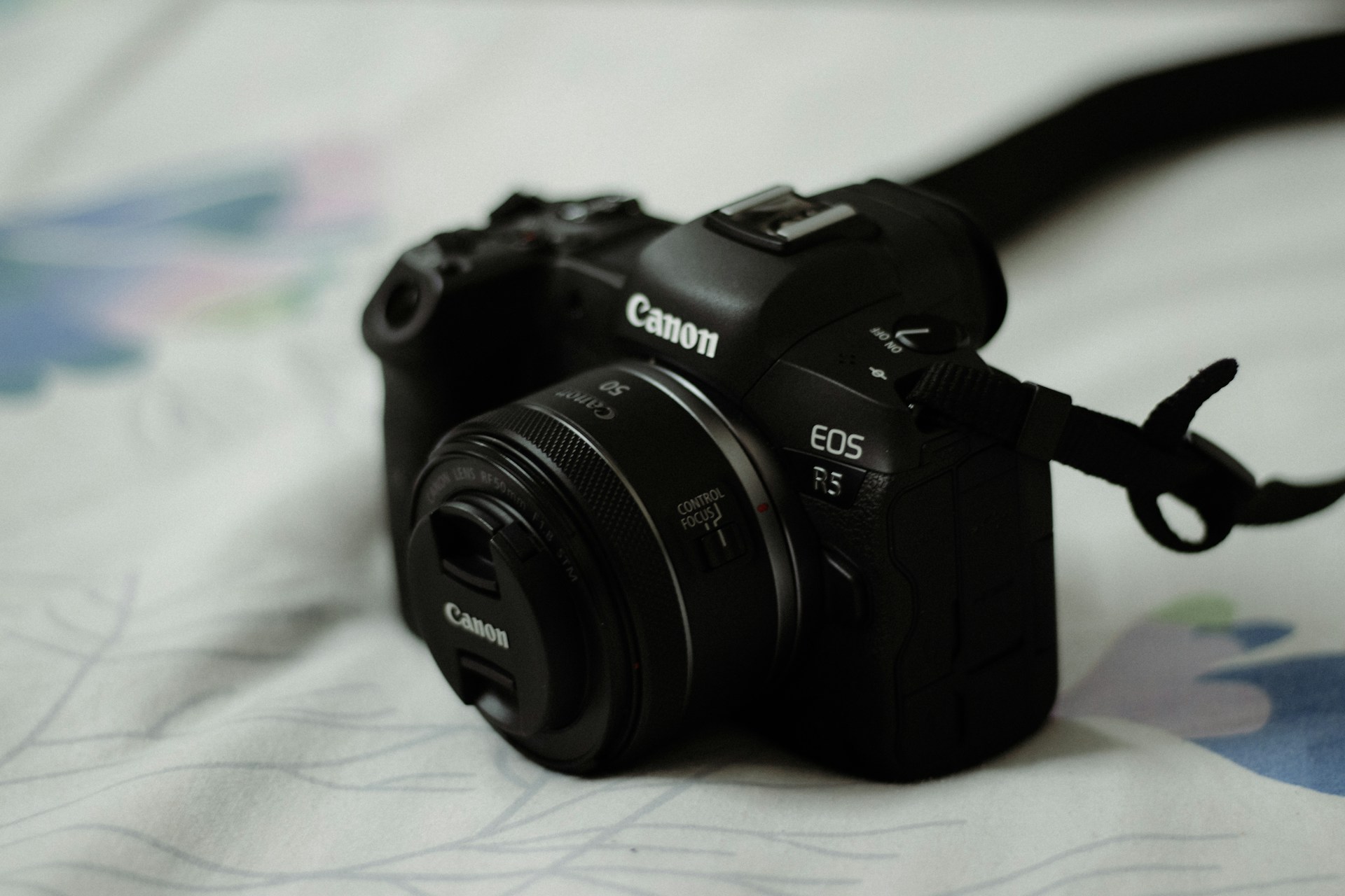 Pre-loved Canon Rental - Cameracorp Australia